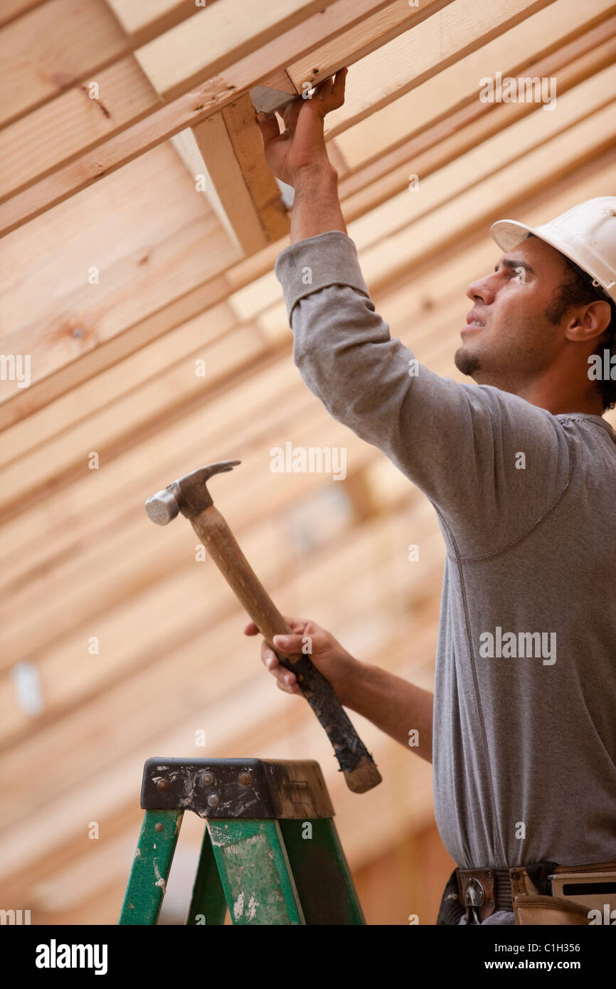 Metal reinforcement bracing hi-res stock photography and images - Alamy