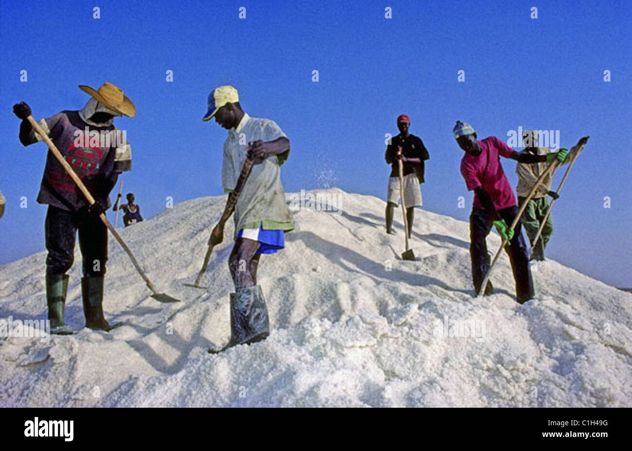 Senegalese salt hi-res stock photography and images - Alamy