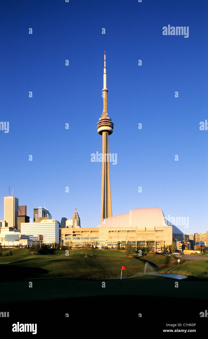 Canada, Ontario, Toronto, the city centre, the Sky dome and the Cn ...