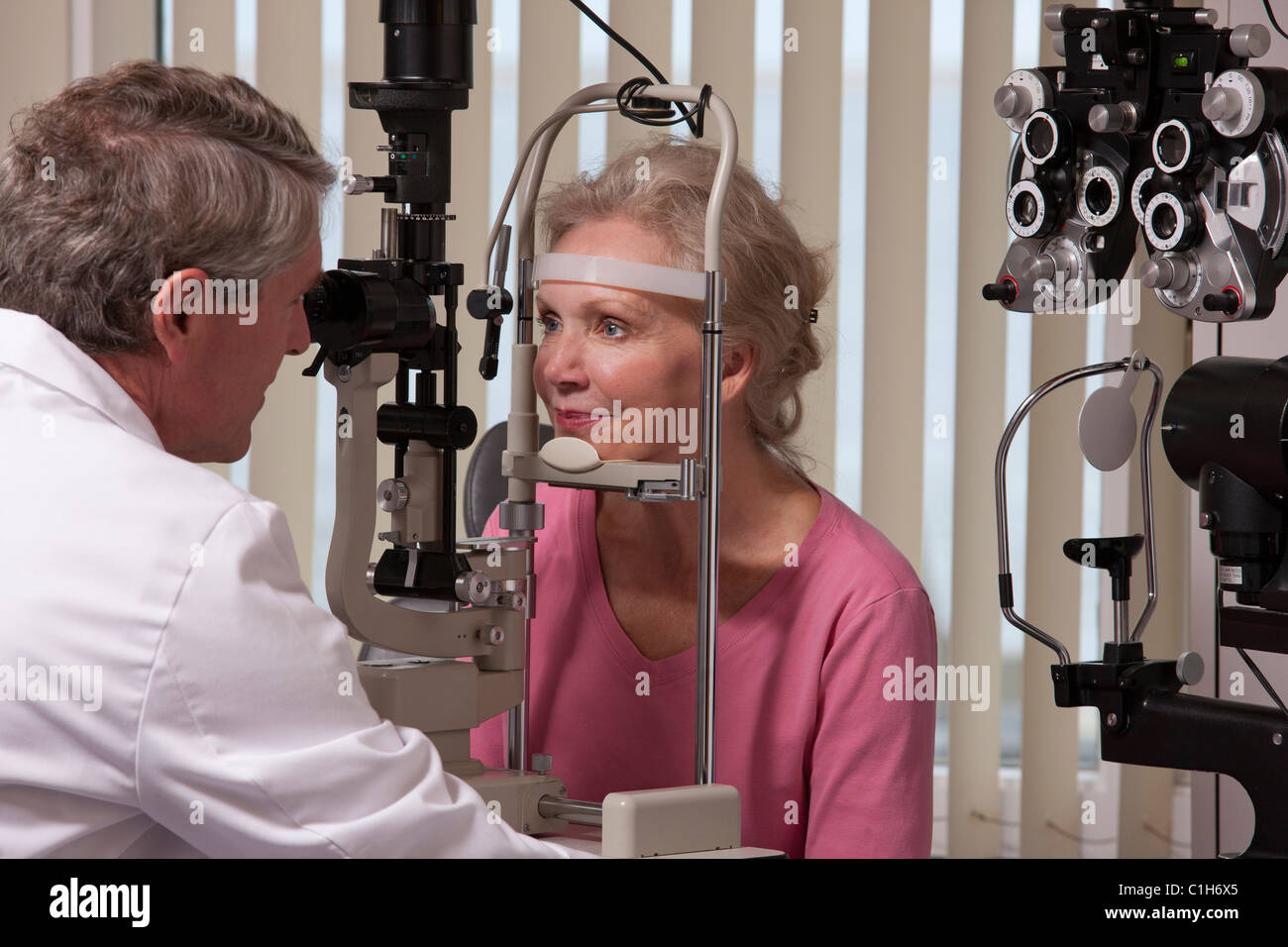 Slit lamp hi-res stock photography and images - Alamy