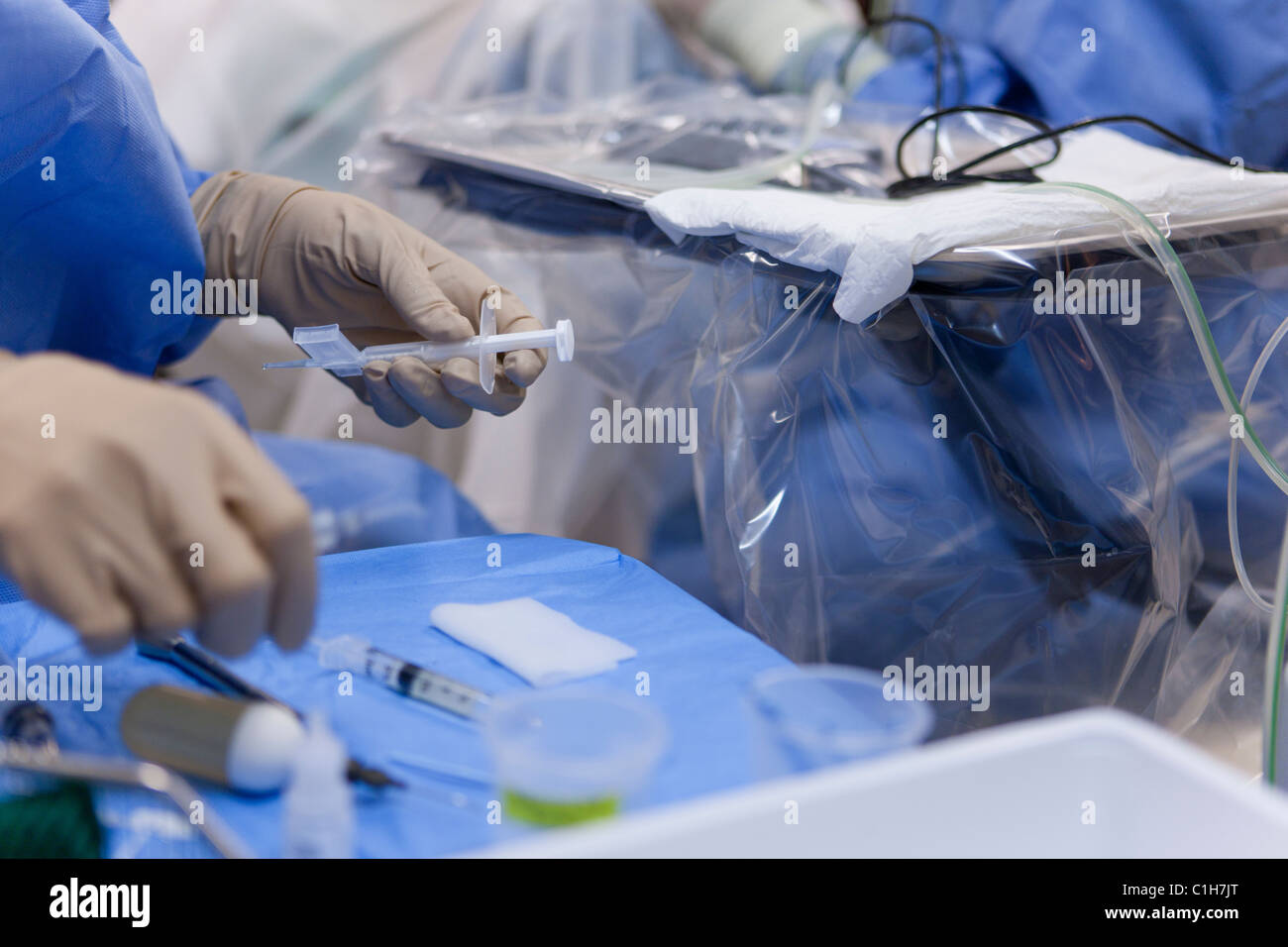 Inserter hi-res stock photography and images - Alamy