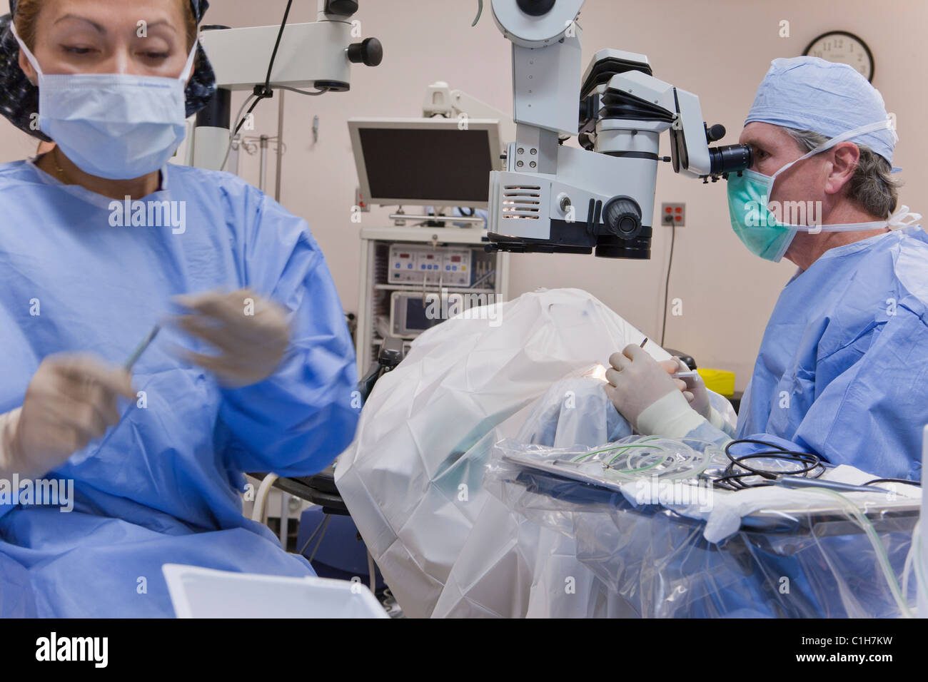 Laser surgery hi-res stock photography and images - Alamy