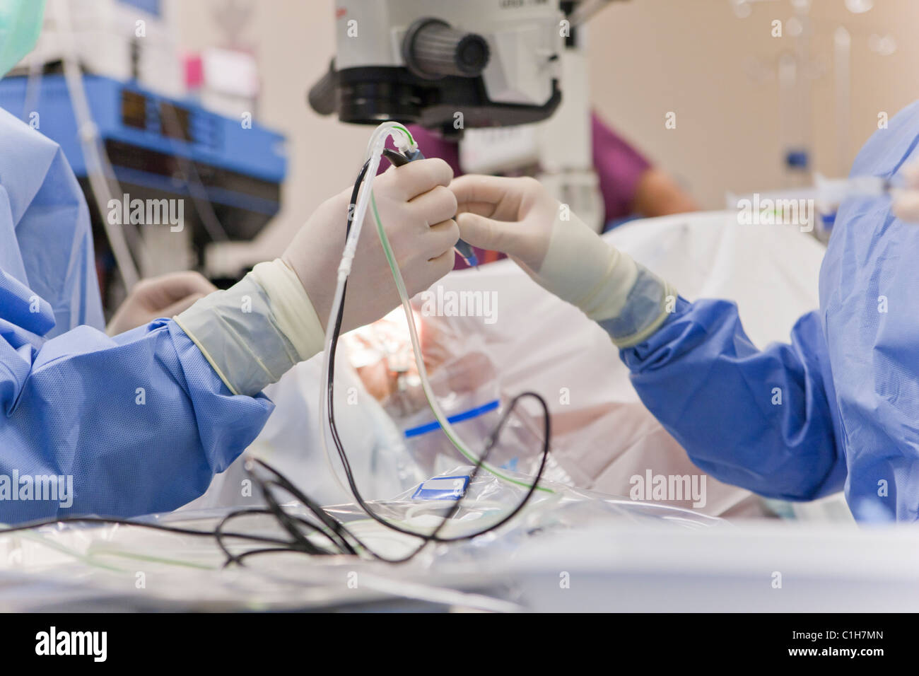 Surgical technologist hi-res stock photography and images - Alamy