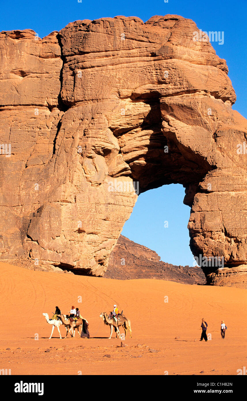 Libya, the Sahara, the arch of Afazedjar in the Akakus massif Stock ...