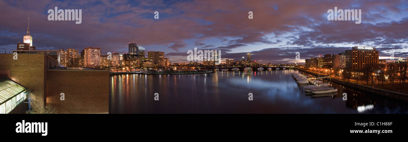 Museum of science boston exterior hi-res stock photography and images ...