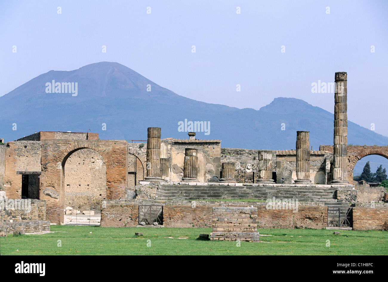 Pompeii vesuvius hi-res stock photography and images - Alamy