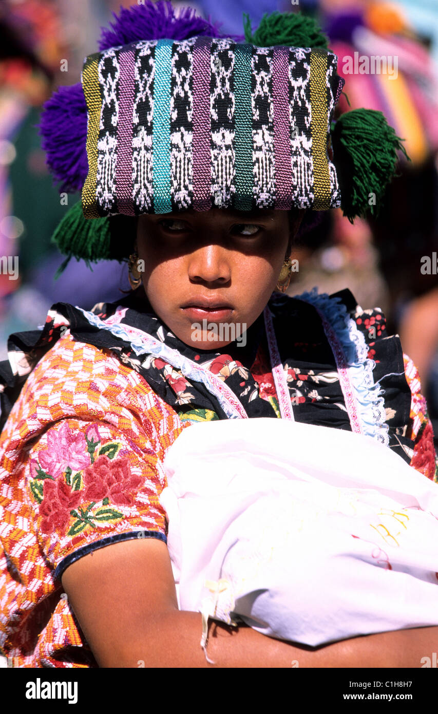 Guatemala, Western Cordillera, Quetzaltenango Department, the market ...