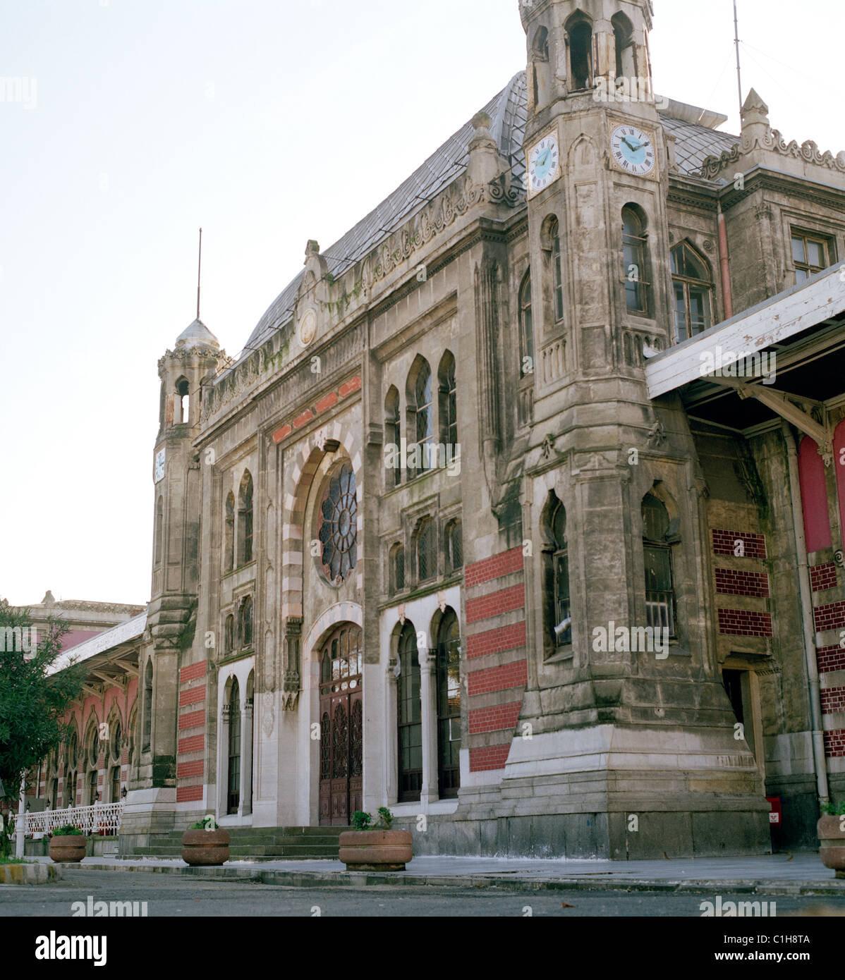 The sirkeci railway station istanbul hi-res stock photography and ...