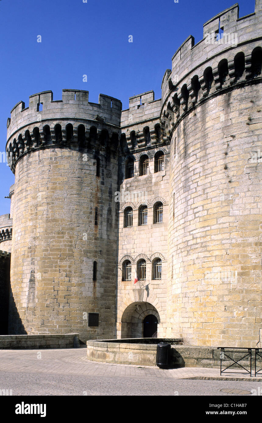 France, Orne, Alençon city, Dukes castle Stock Photo - Alamy