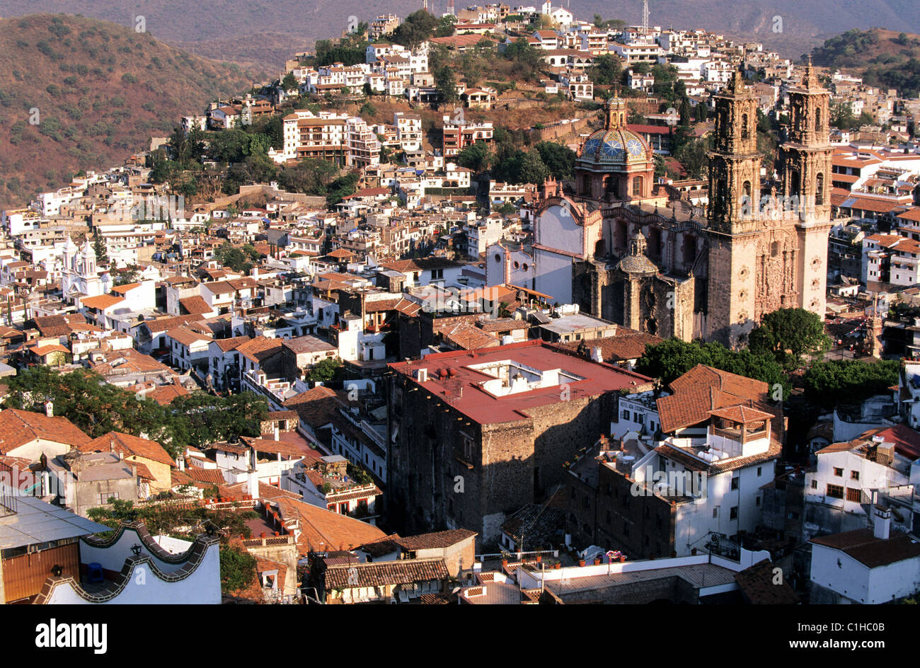 Church santa prisca taxco central hi-res stock photography and images ...