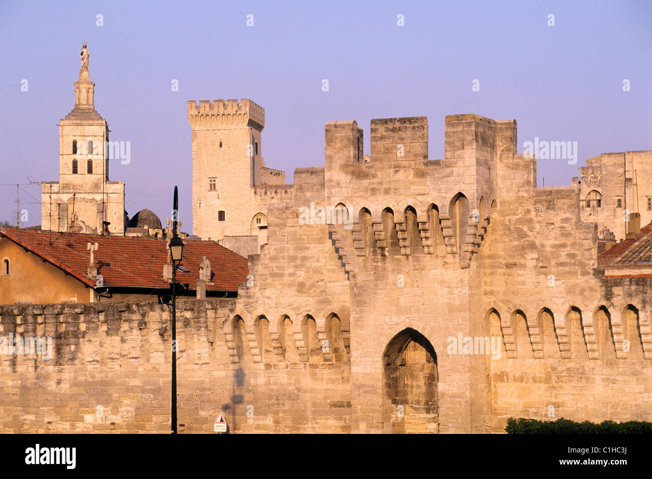The avignon ramparts hi-res stock photography and images - Alamy