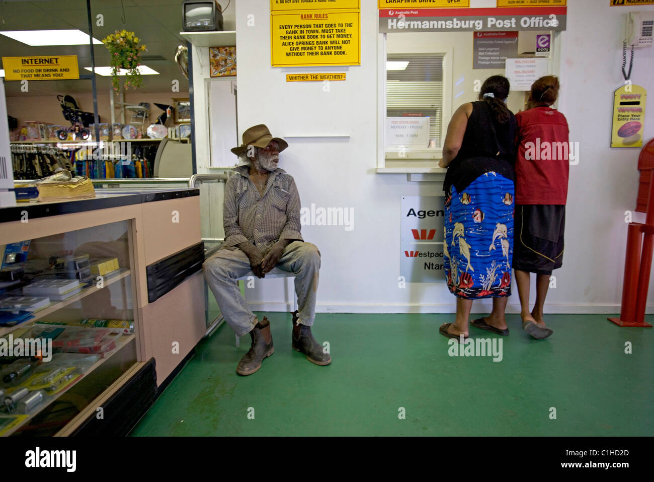 Australia, Northern Territory, Hermannsburg aborigine community west of ...
