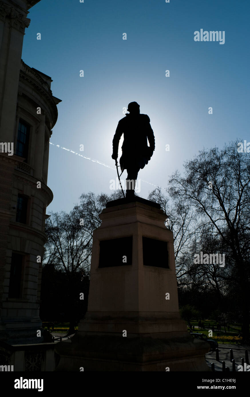 Clive of india statue london hi-res stock photography and images - Alamy
