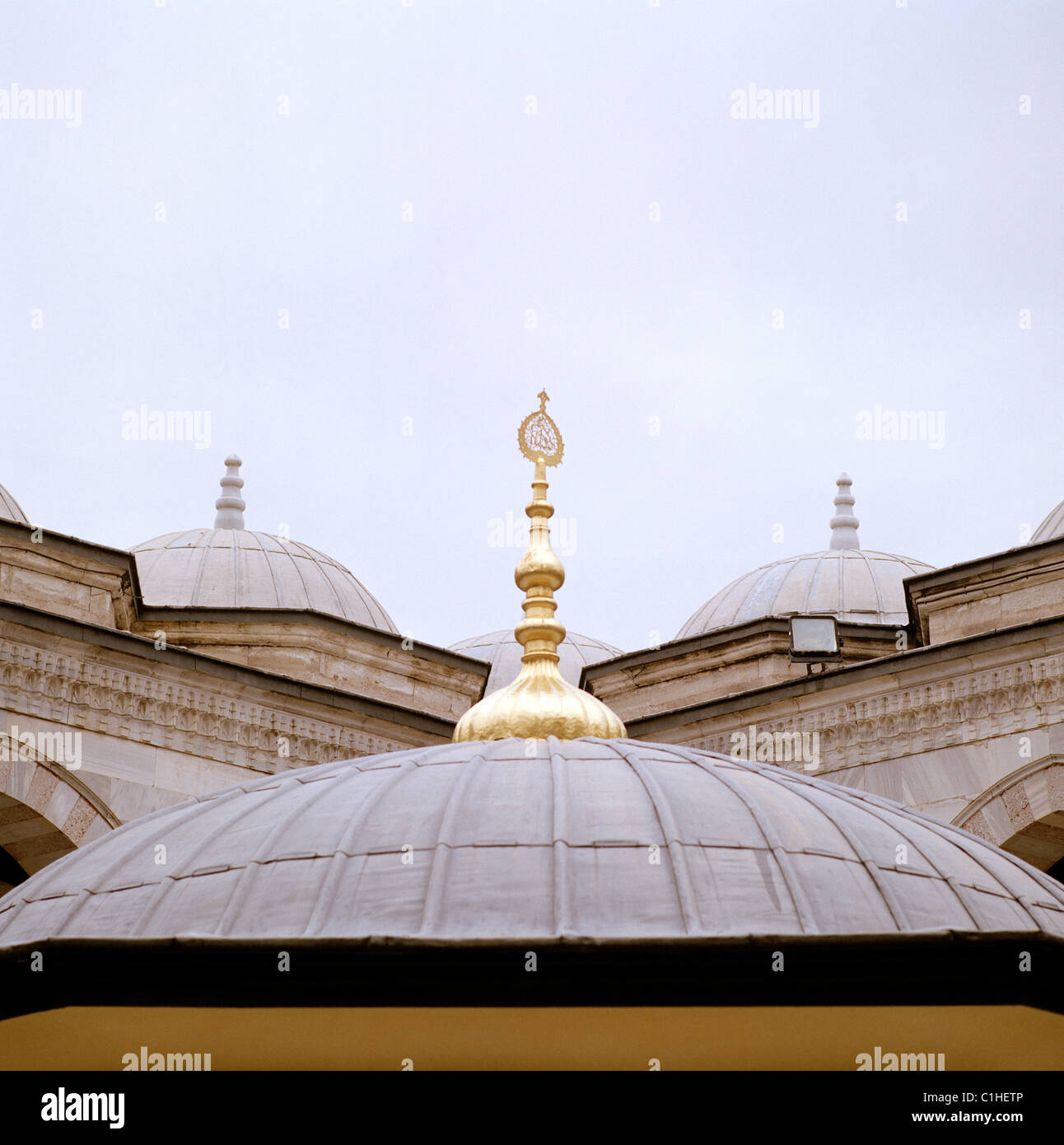 Islamic feature architecture hi-res stock photography and images - Alamy