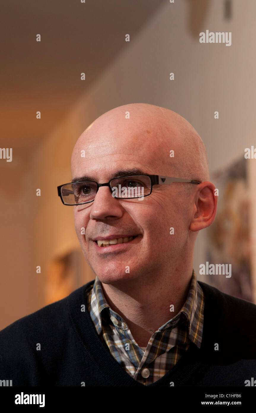 Artistic director hi-res stock photography and images - Alamy