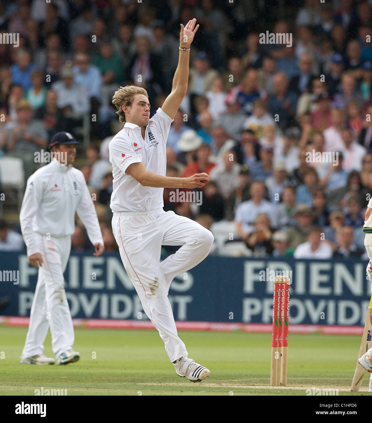2009 ashes series hi-res stock photography and images - Alamy