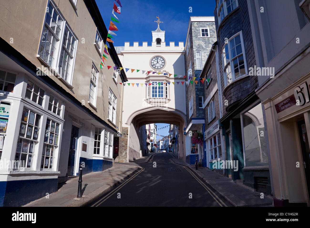 Totnes town centre south devon england uk hi-res stock photography and ...