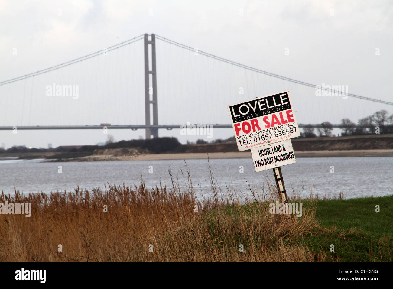 For sale sign near Humber Bridge Stock Photo - Alamy