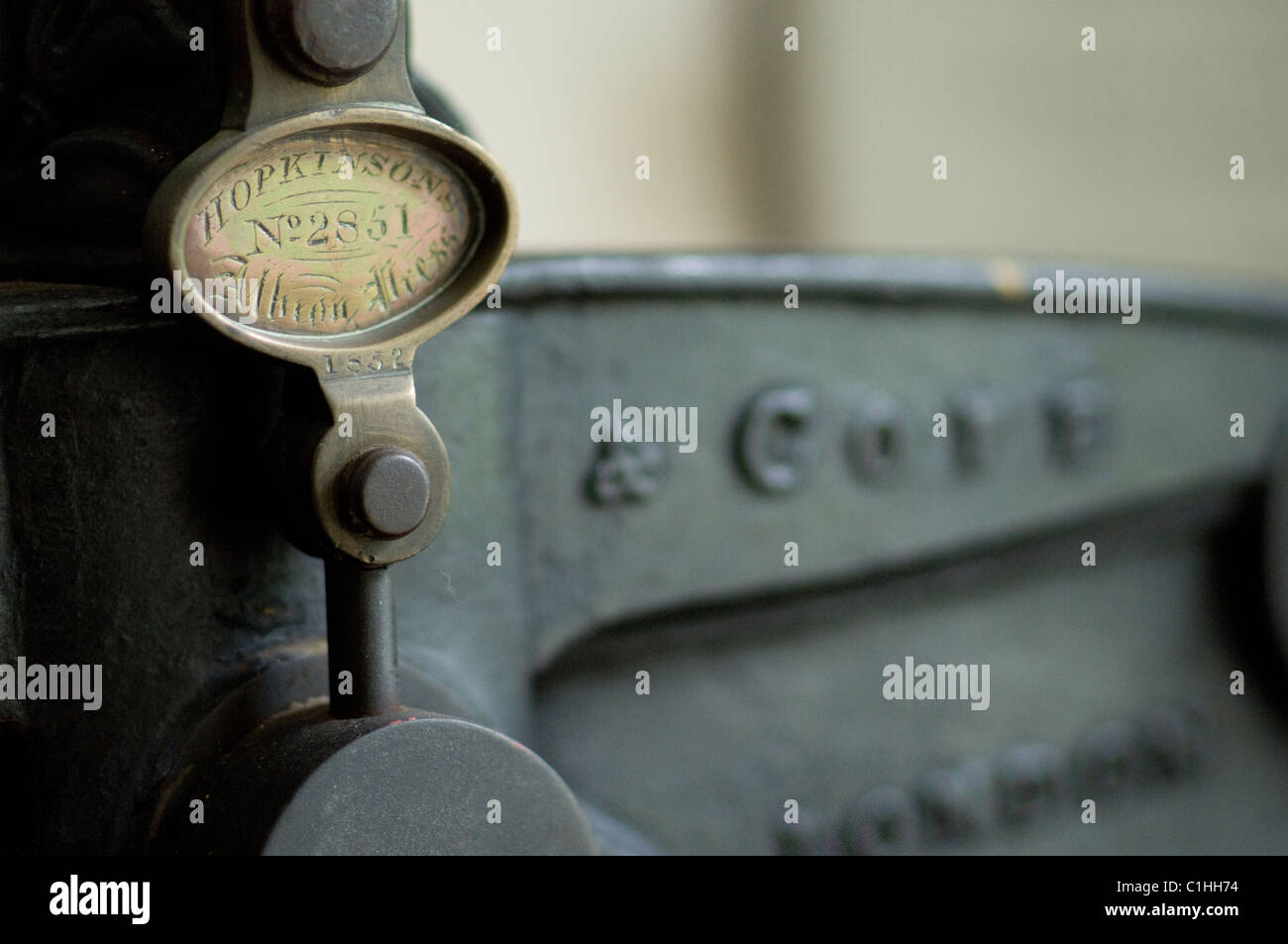 Antique printing press hi-res stock photography and images - Alamy