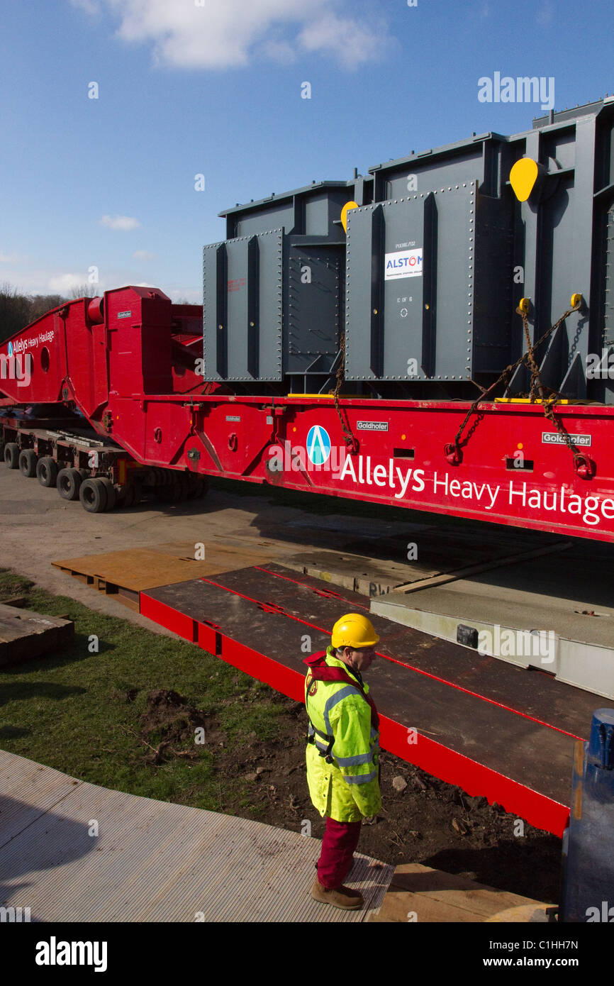 Unloading Alstom National Grid Electrical Transformer, Preston from the ...