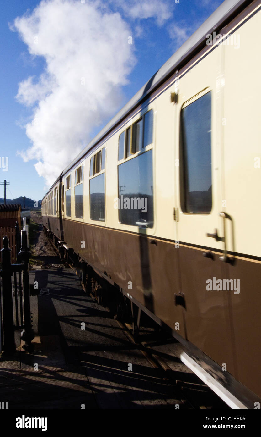 Blue anchor somerset carriage hi-res stock photography and images - Alamy