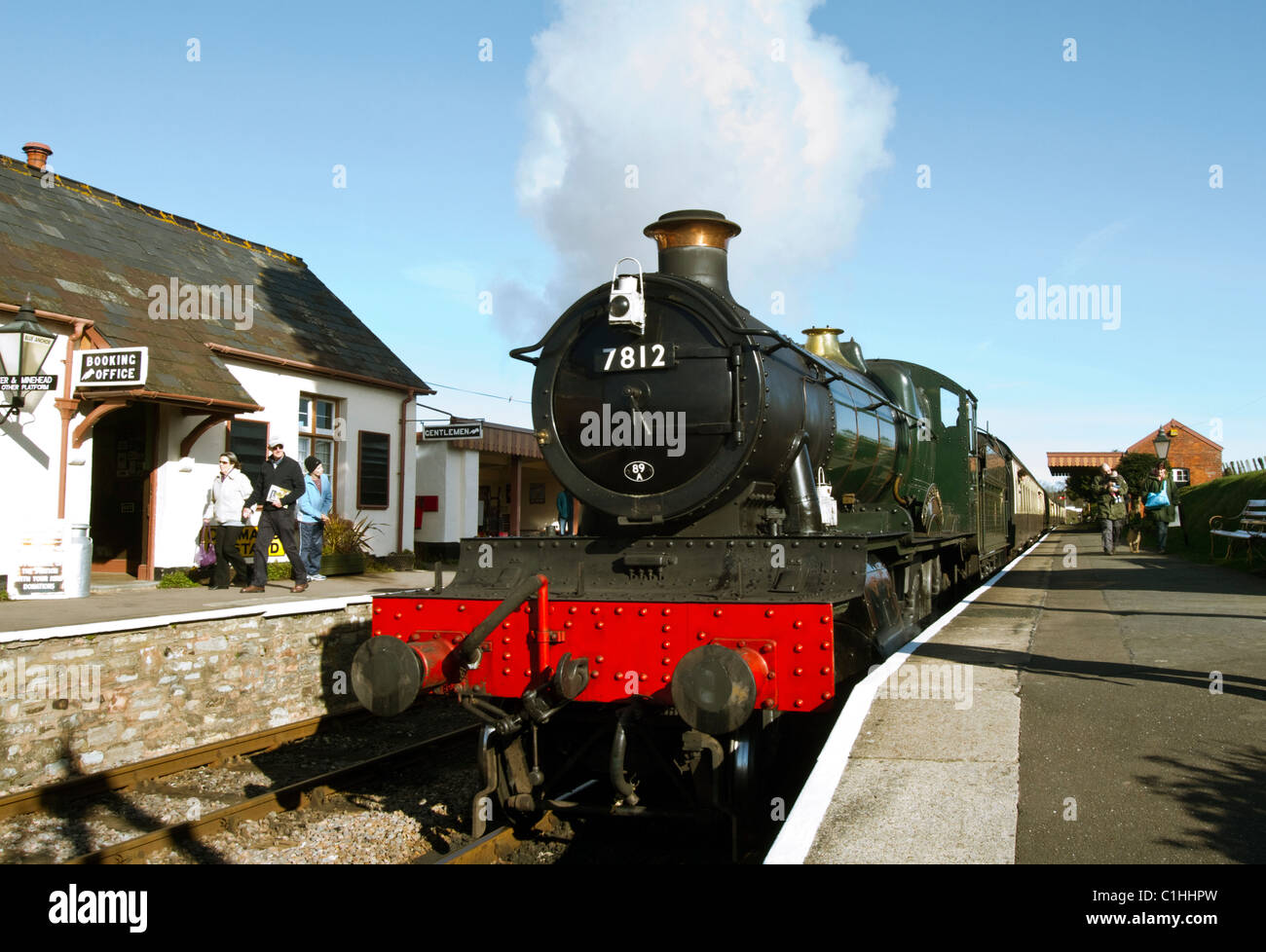 The famous Great Western Steam Engine 7812 'Earlestoke Manor' at Blue ...
