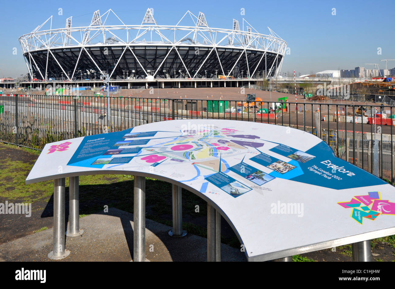 London 2012 olympic logo hi-res stock photography and images - Alamy