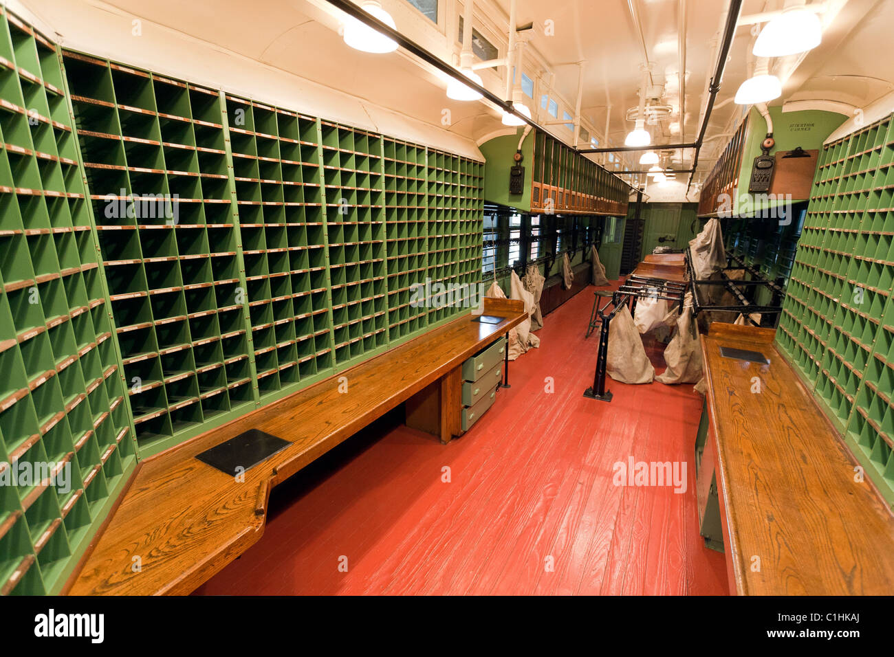 Delivery train mail hi-res stock photography and images - Alamy