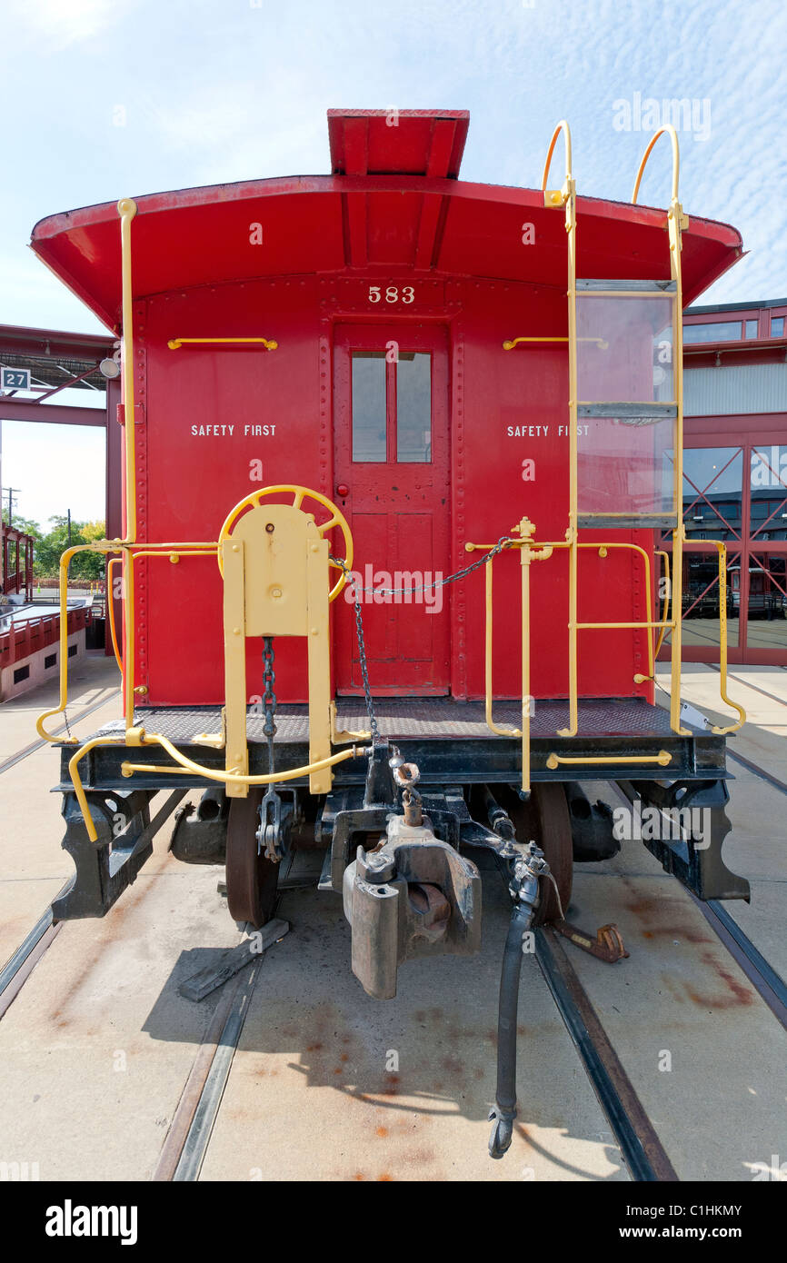 Red steam locomotive hi-res stock photography and images - Alamy