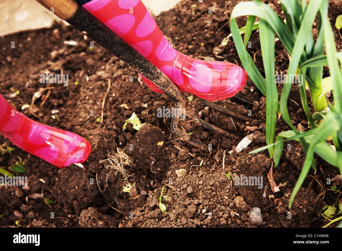 Digging mud child hi-res stock photography and images - Alamy