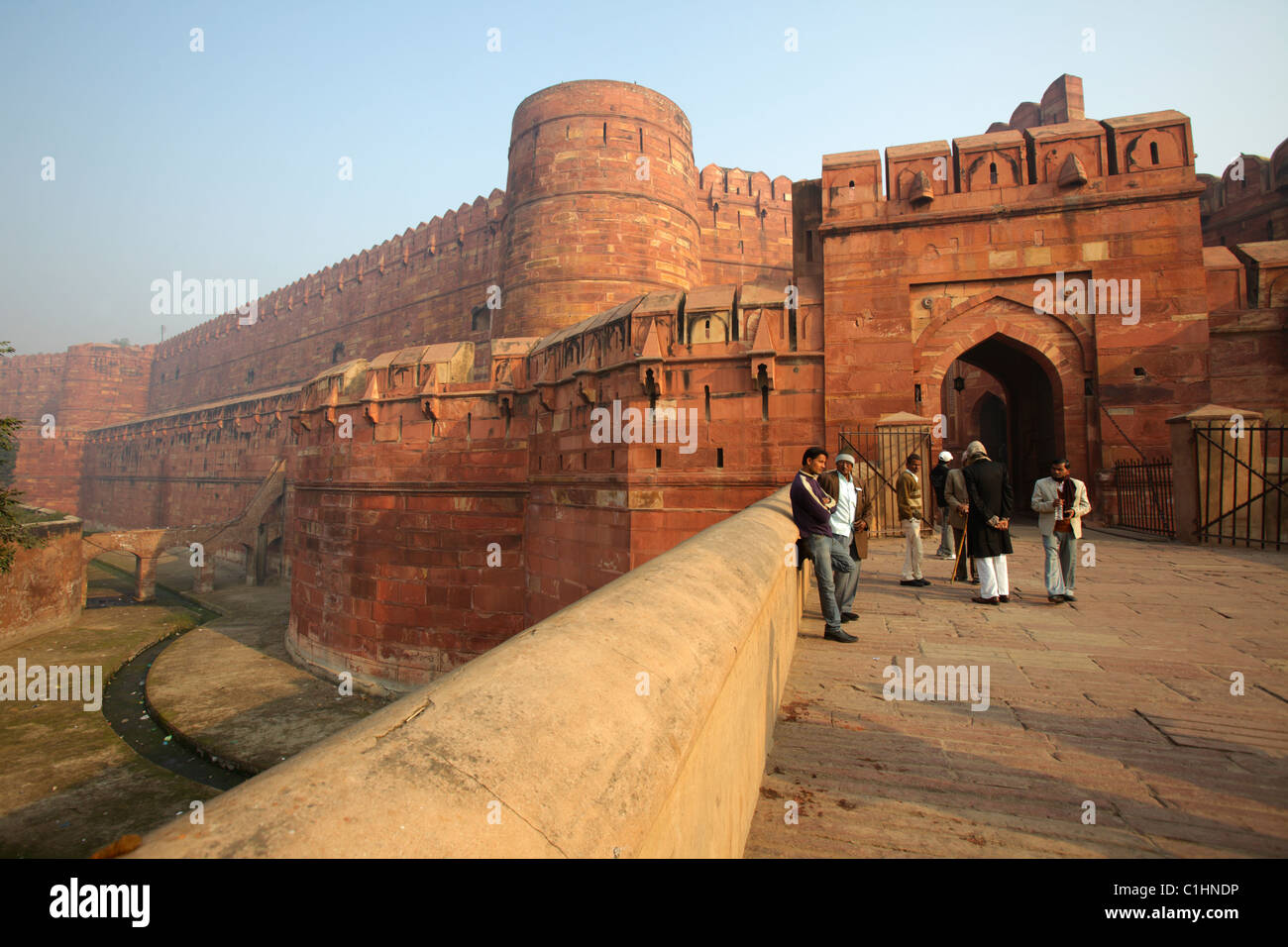Fortified walls of the Red Fort, Agra, India Stock Photo - Alamy