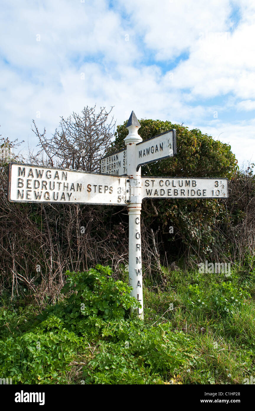 Old direction sign in hi-res stock photography and images - Alamy