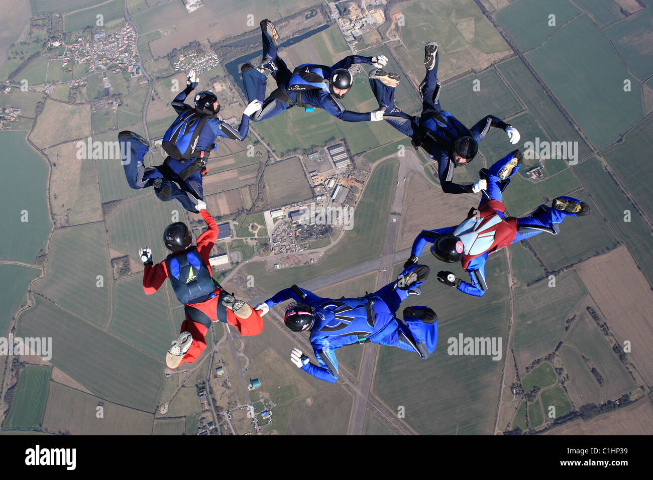 Skydive langar airfield british parachute schools 6 person formation ...