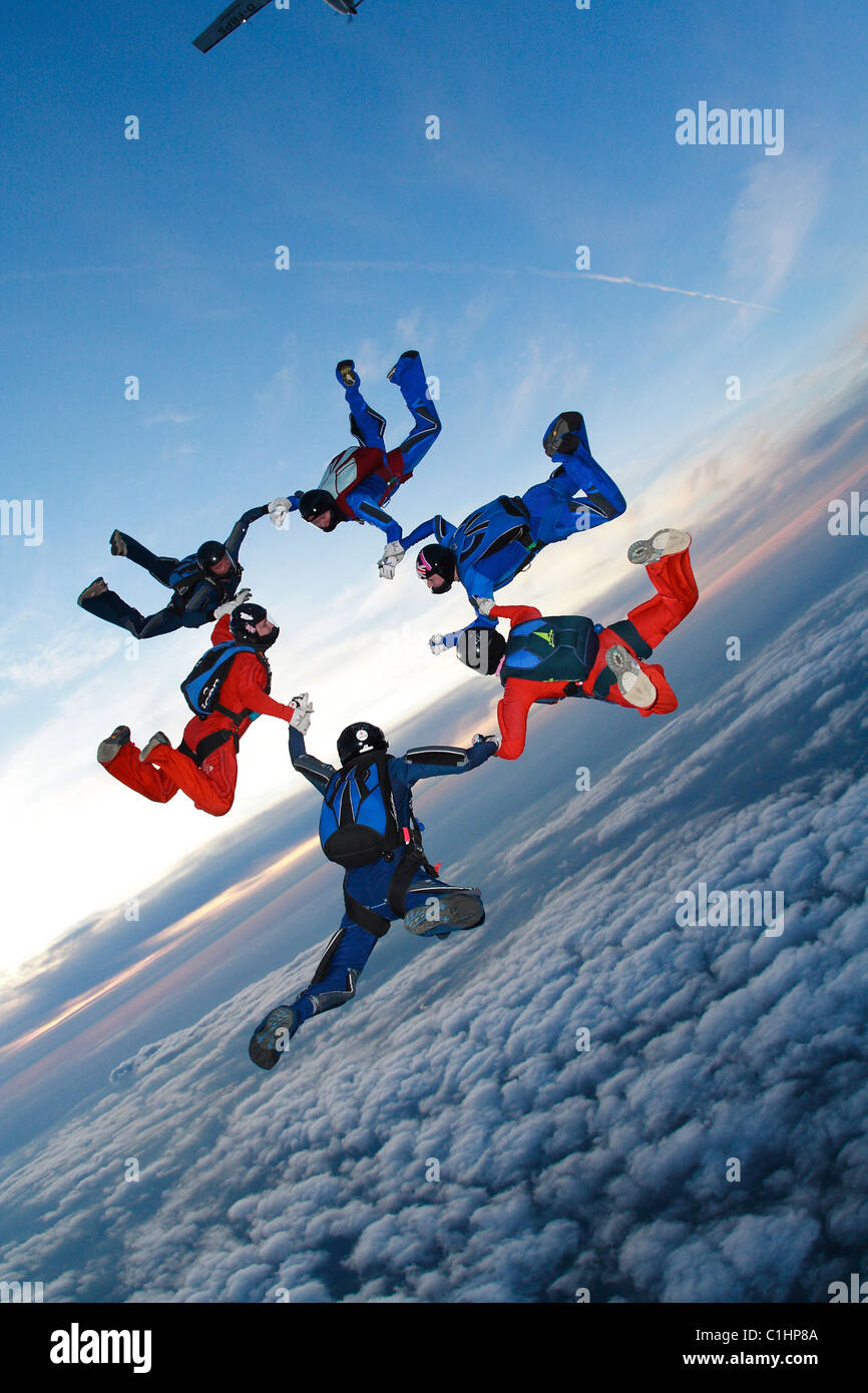 Skydive langar airfield british parachute schools formation sunset ...
