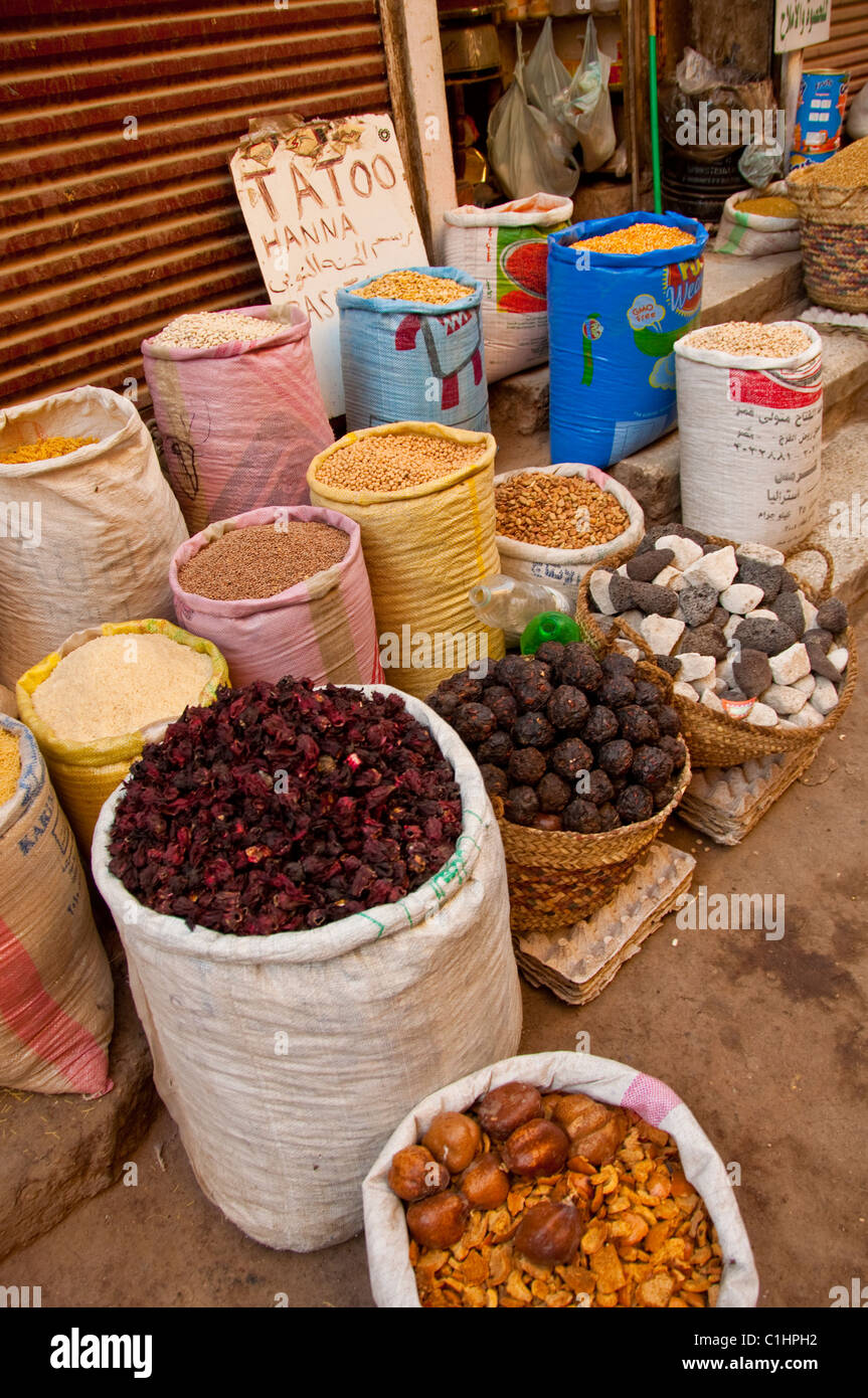 Aswan Spice Market, Egypt Stock Photo - Alamy