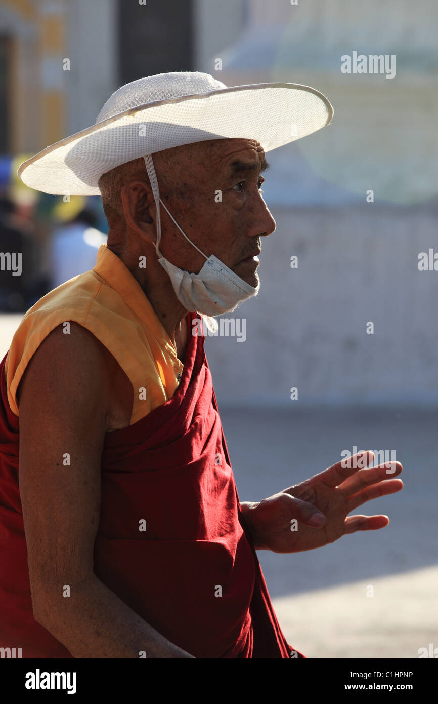 Buddhist lama during rituals in Nepal Himalaya Stock Photo - Alamy