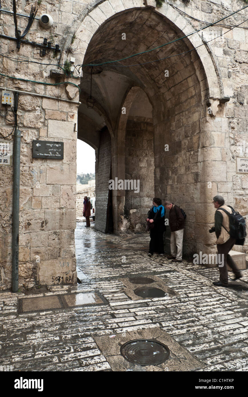 Dung gate jerusalem hi-res stock photography and images - Alamy