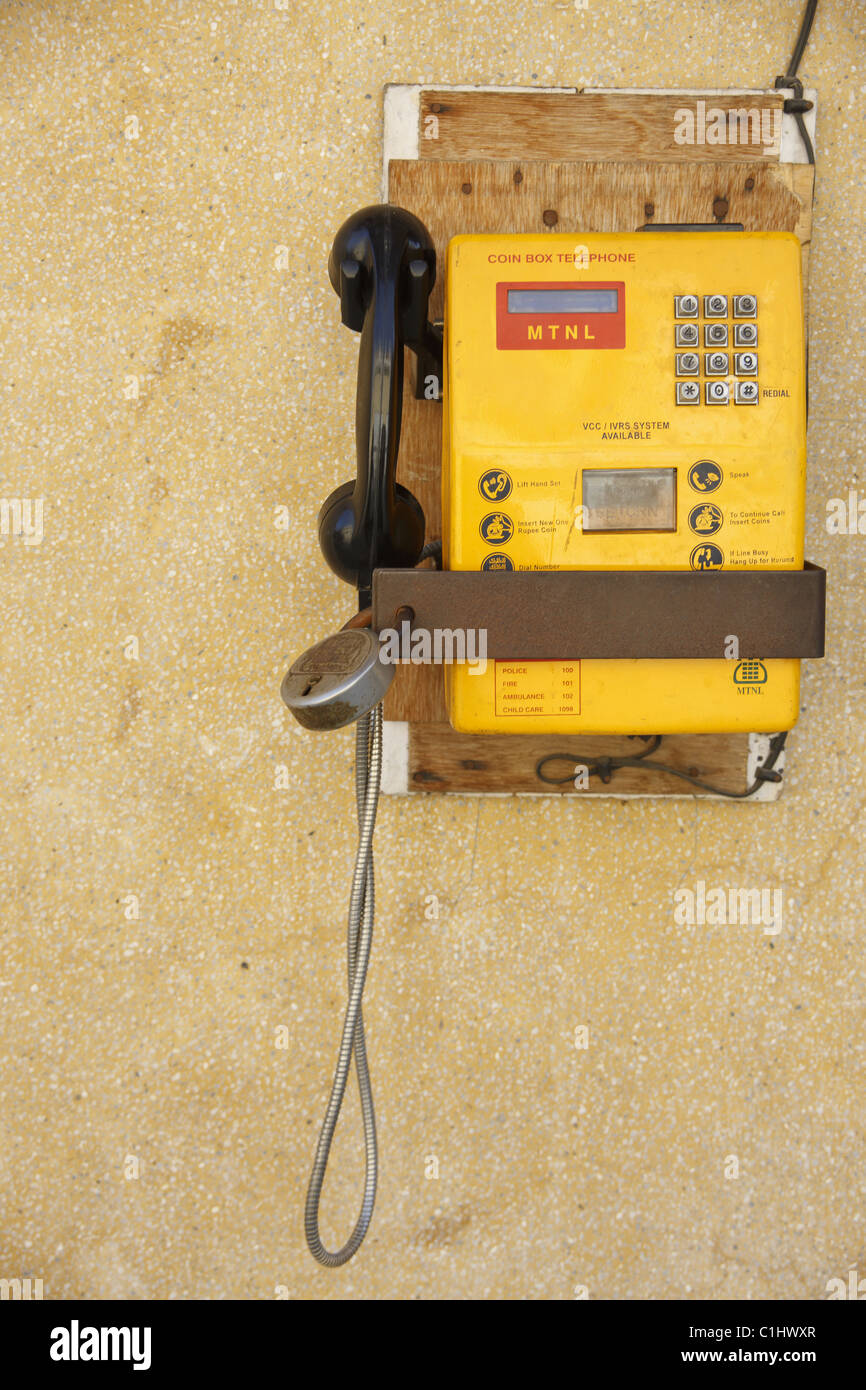 India phone booth hi-res stock photography and images - Alamy