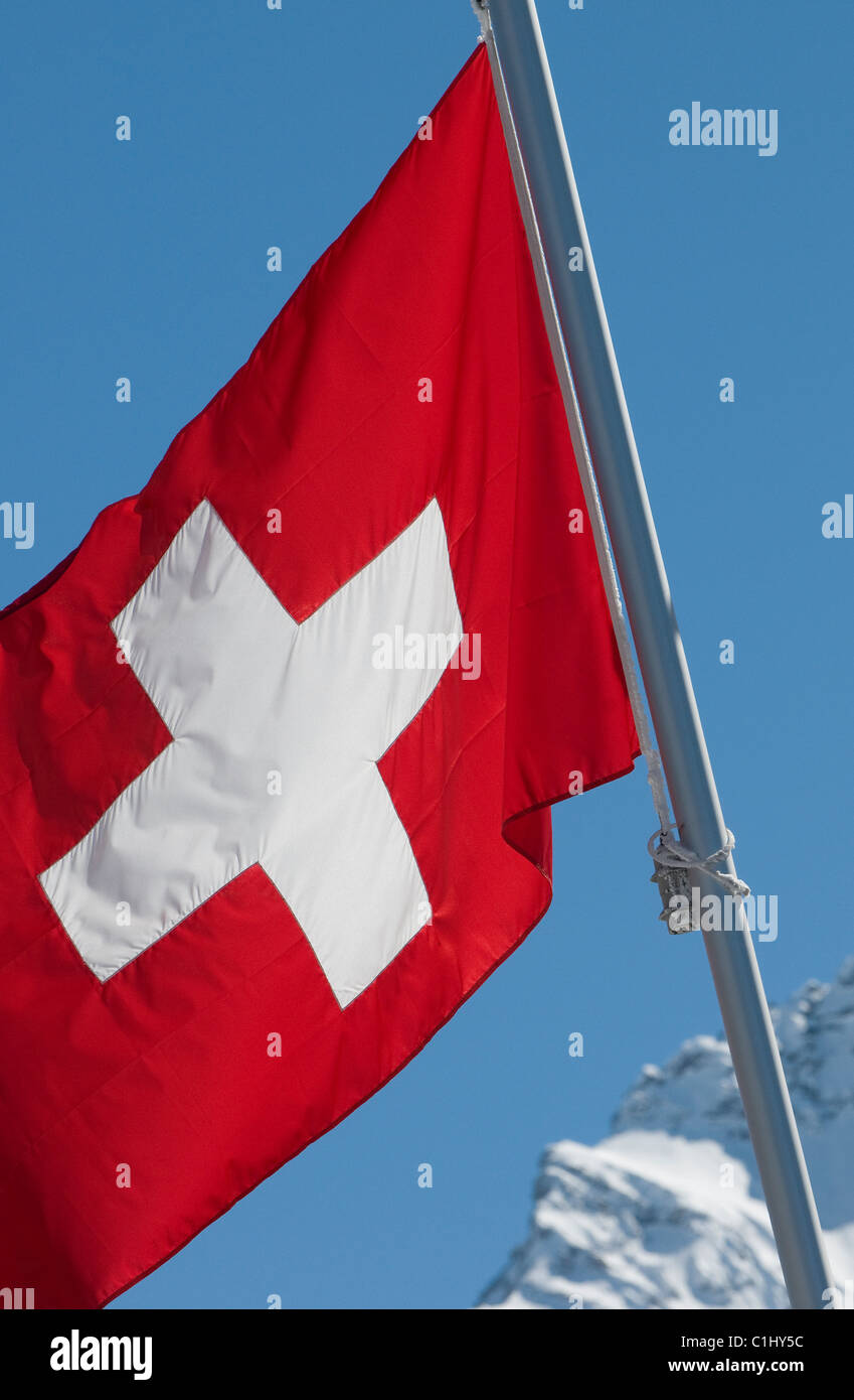 Italian flag on pole hi-res stock photography and images - Alamy