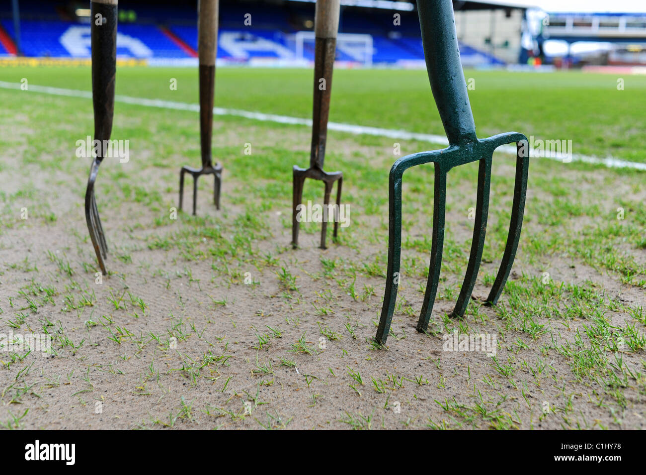Pronged garden fork hi-res stock photography and images - Alamy