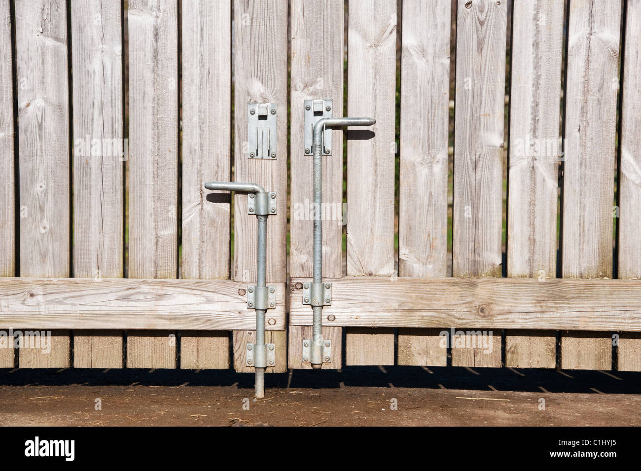 Large wooden gates hi-res stock photography and images - Alamy