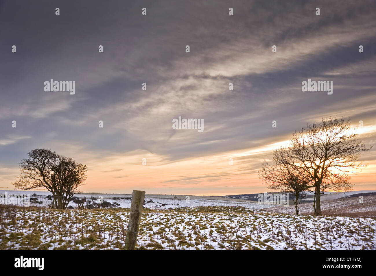 English countryside at sunset hi-res stock photography and images - Alamy