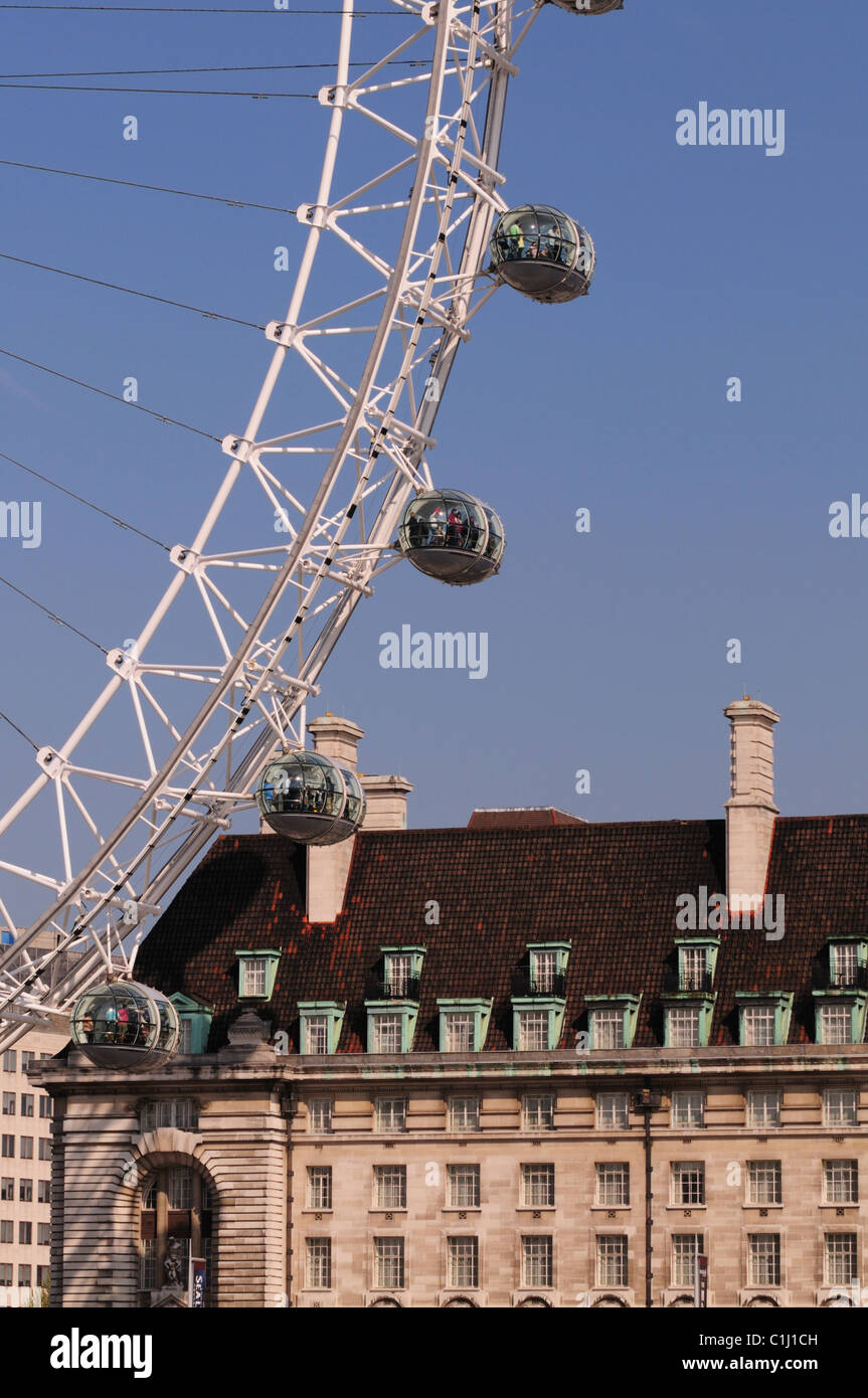 Buildings landmarks london eye hi-res stock photography and images - Alamy