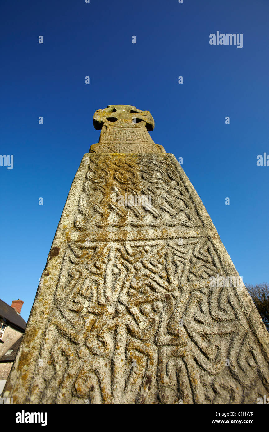 Carew castle cross hi-res stock photography and images - Alamy