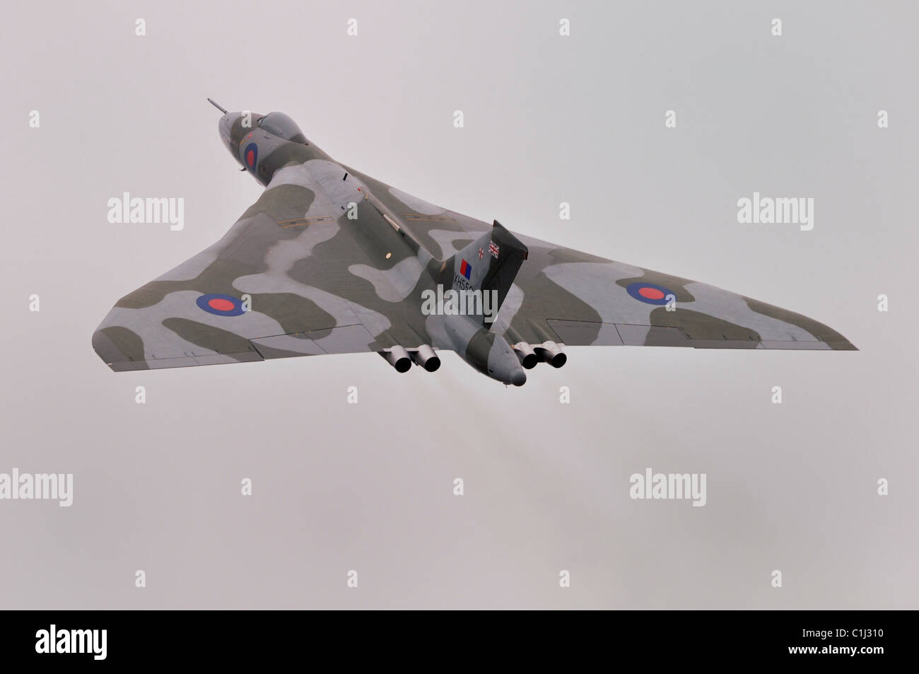 Raf vulcan bomber hi-res stock photography and images - Alamy