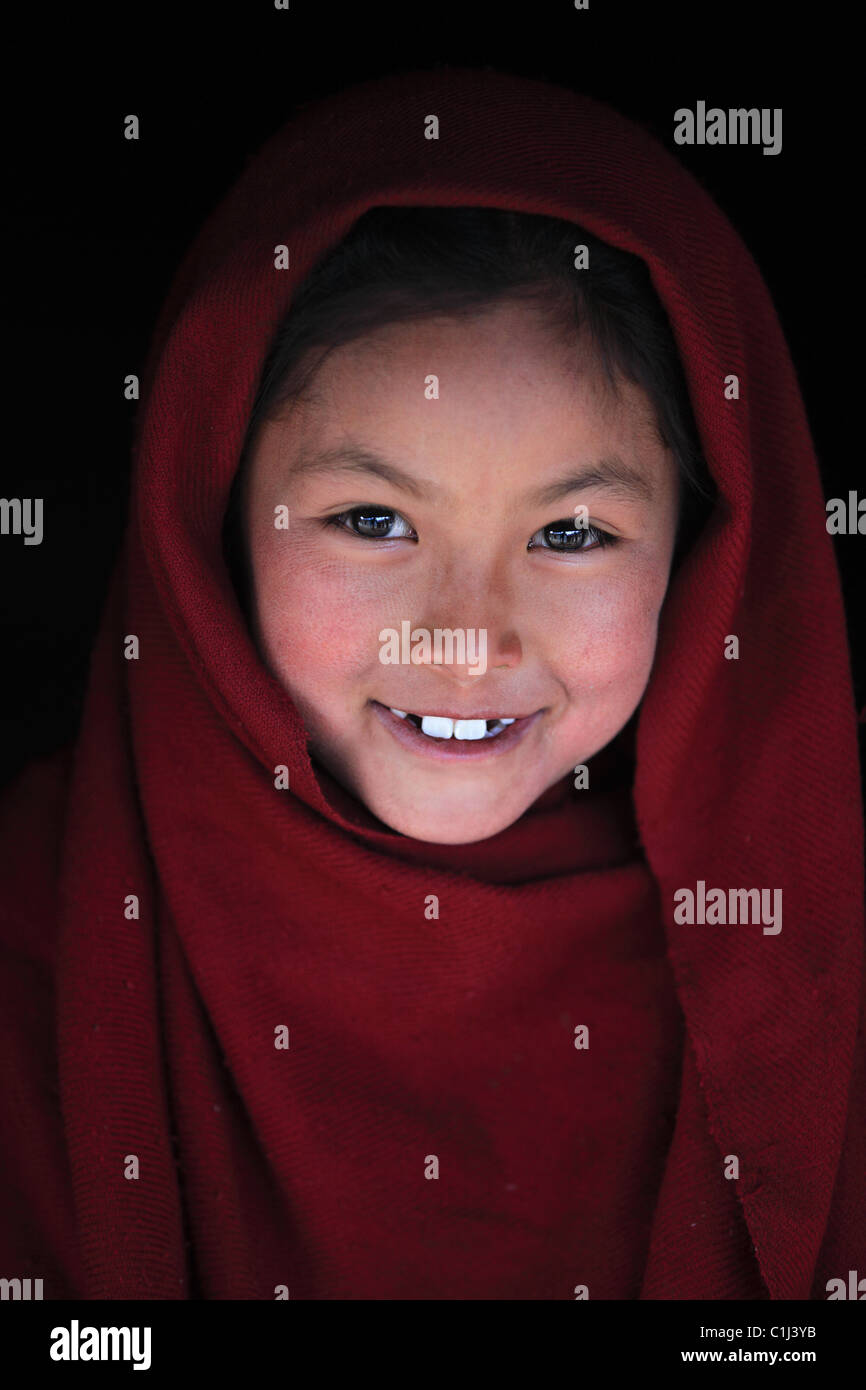 Nepali girl in the hills of Nepal Stock Photo - Alamy