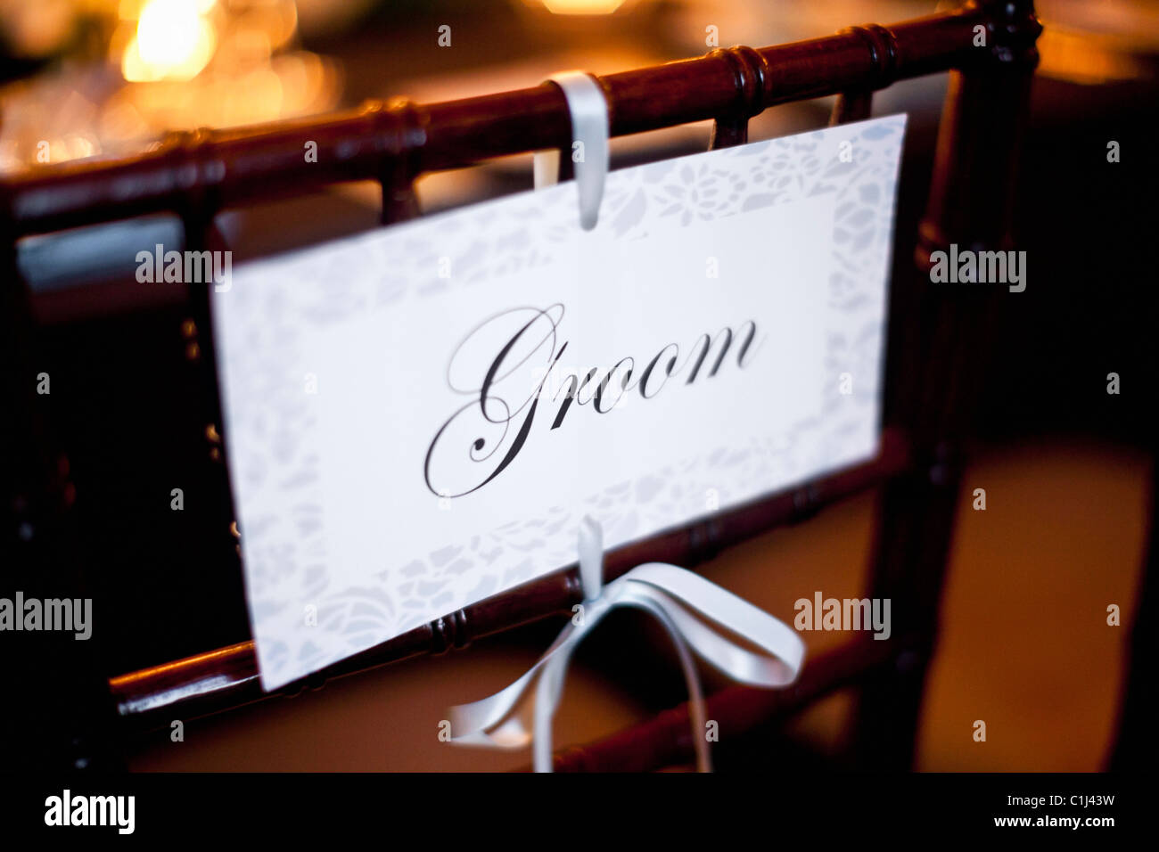 Getting married sign hi-res stock photography and images - Alamy