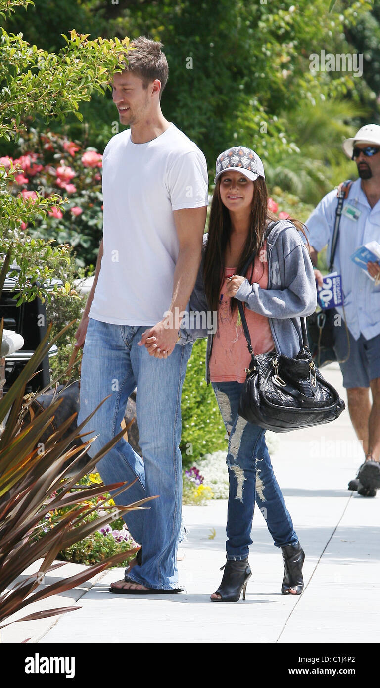 Ashley Tisdale walking to her home with her boyfriend Scott Speer ...
