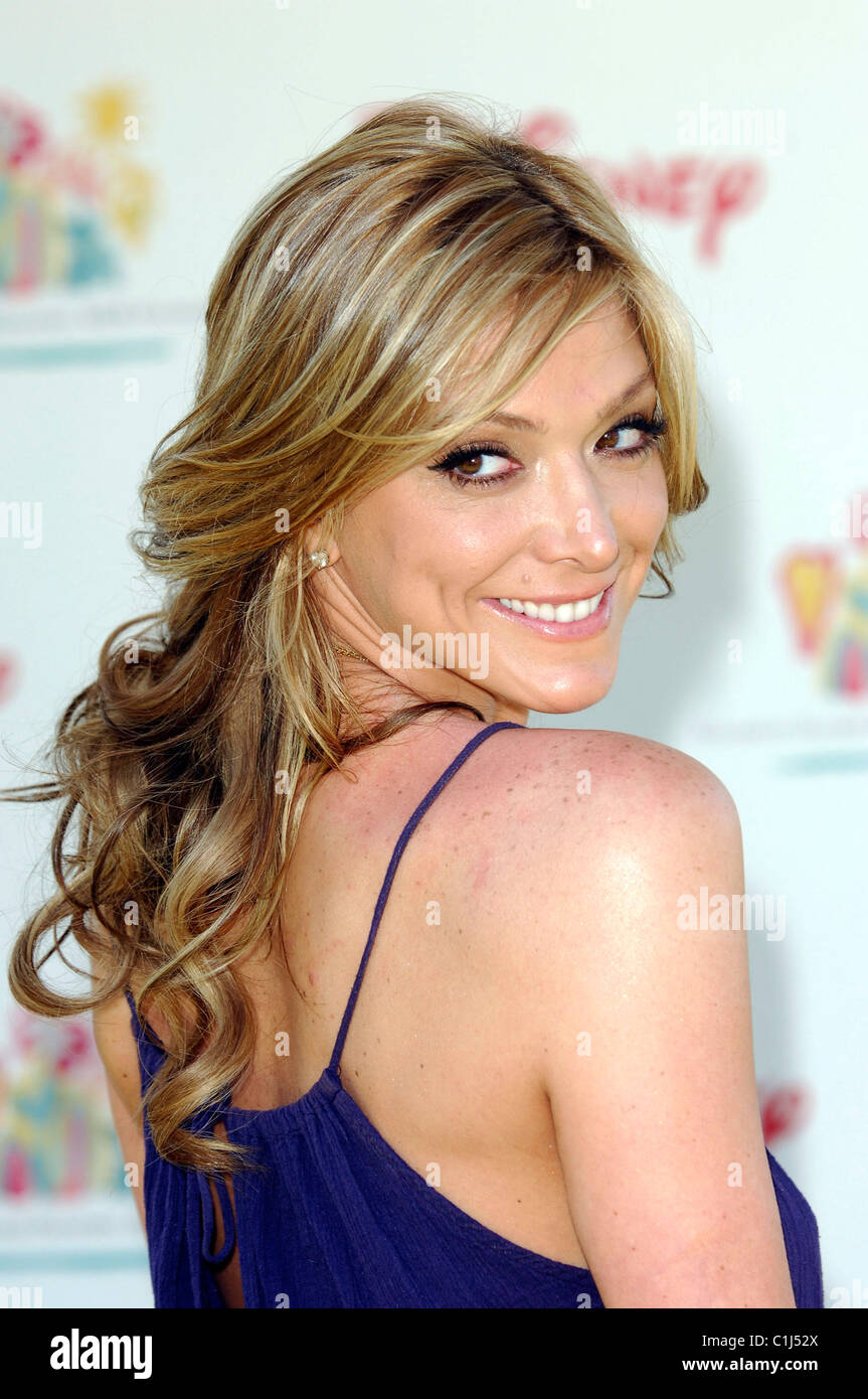 Debbie matenopoulos hi-res stock photography and images - Alamy
