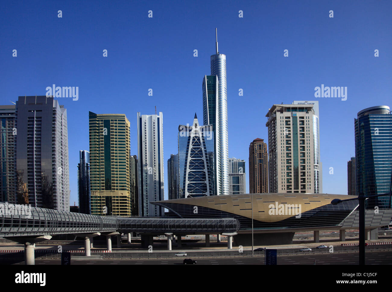 United Arab Emirates, Dubai, Sheikh Zayed Road, skyscrapers, metro ...